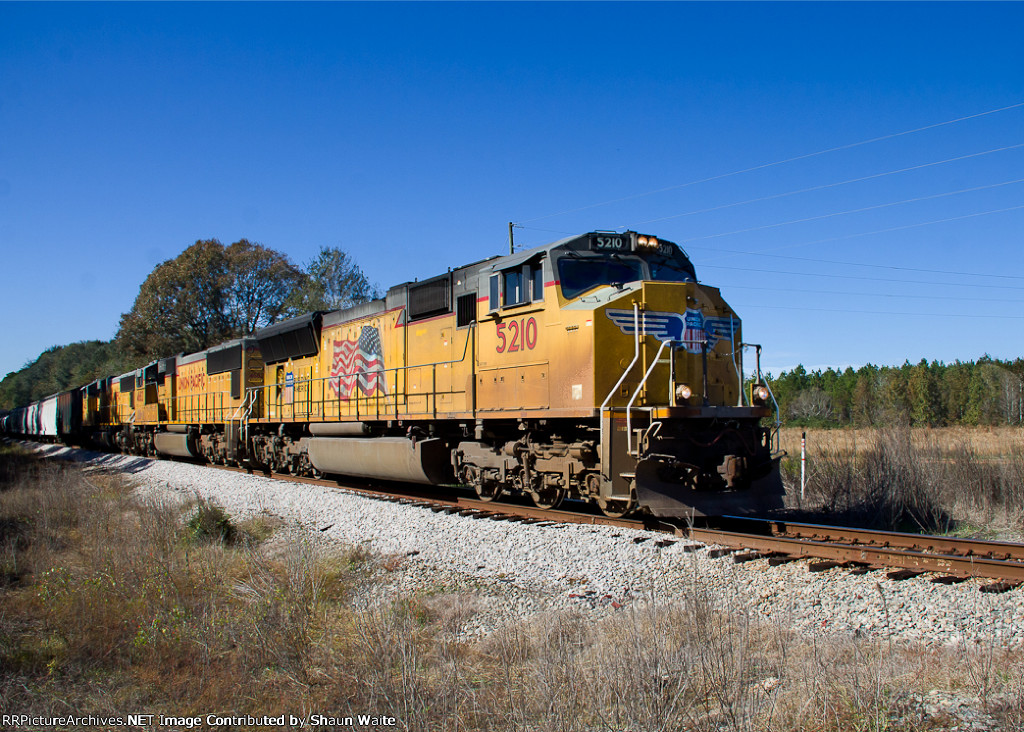 UP 5210 on a cold morning